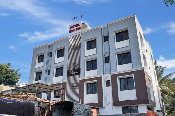 Collection O Eon Inn Near Pune Airport - Pune