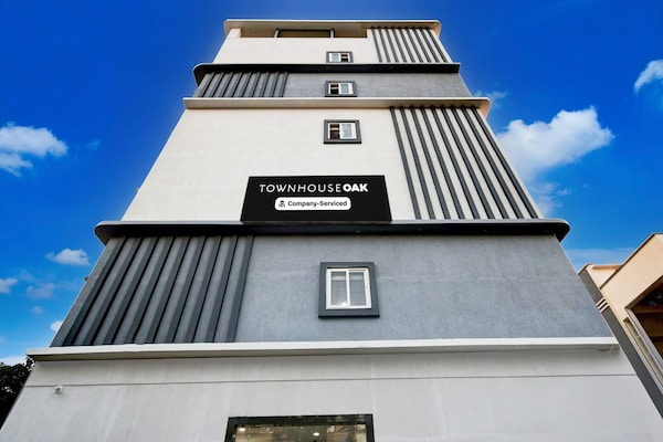 Townhouse Oak L B Nagar Metro Station - Hyderabad