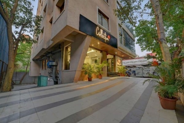 Collection O Pune Railway Station Formerly Kapil Residency - Pune