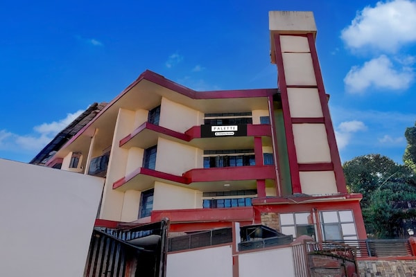 Palette Hotel And Resort Garikhana Shillong Formerly Council Lodge - Shillong