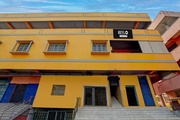 Hotel O Machilipatnam Railway Station Formerly Hasini Celebrations - Machilipatnam