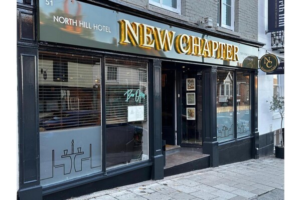 Standard Twin Room - Colchester