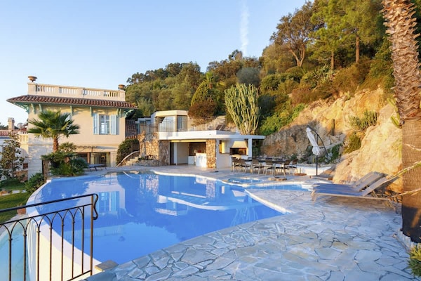 Magnifique Villa Avec Vue Sur Mer Et Belle Piscine - Côte d’Azur