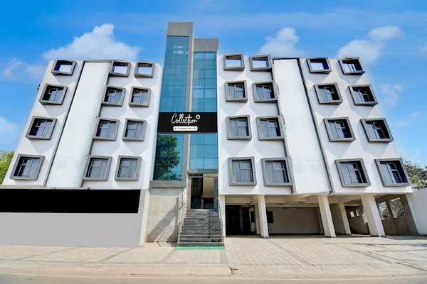 Collection O Midc Pimpari Pune Formerly Sk Palace - Pune