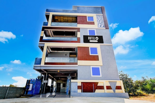 Hotel O Infosys Pocharam Hyderabad - Hyderabad