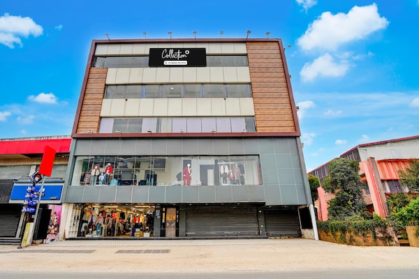 Collection O Kotdwar Railway Junction Formerly K Square - Kotdwar