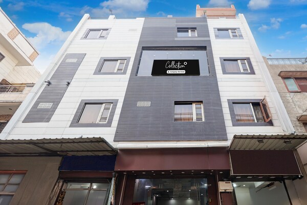 Collection O Ambedkar Chowk Formerly Hotel Paras Inn - Amritsar