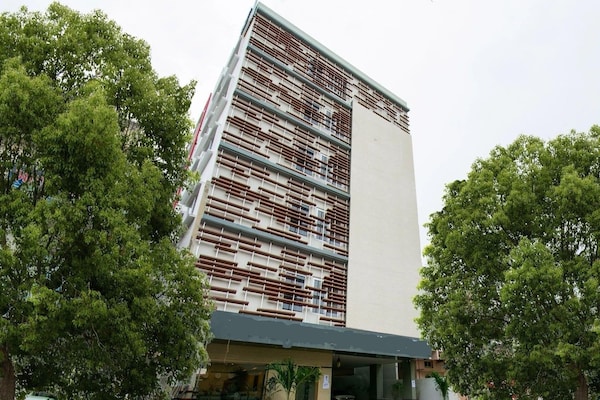 Townhouse Kurnool Bus Terminal Formerly Hotel Lakshmi Pride - Kurnool