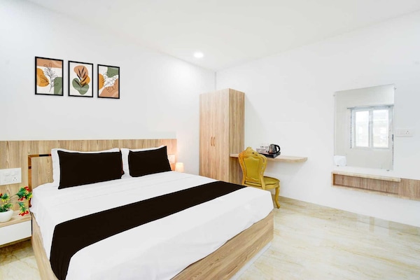 Townhouse Oak Nfc Crossway Hyderabad - Hyderabad