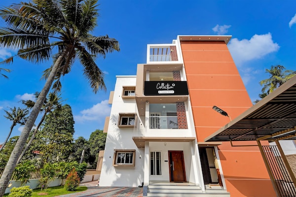 Collection O Sreekariyam Crossway Trivandrum - Thiruvananthapuram