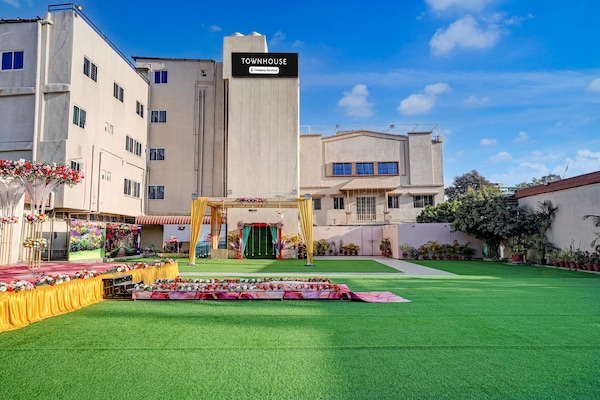 Townhouse Tagore Mountainview Ranchi Formerly Hotel Hill Top - Ranchi