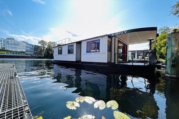 Hausboot Tegel - Berlin
