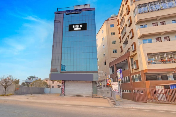 Capital O Sri Krishna Palace Near Sum Hospital - Bhubaneswar