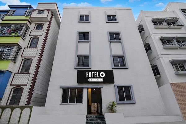 Hotel O Acropolis Mall Kolkata Formerly The Orchid Residency - Kolkata