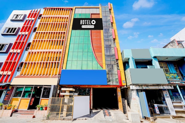 Hotel O Tirupati Bus Station Formerly Aadrustam Residency - Tirupati