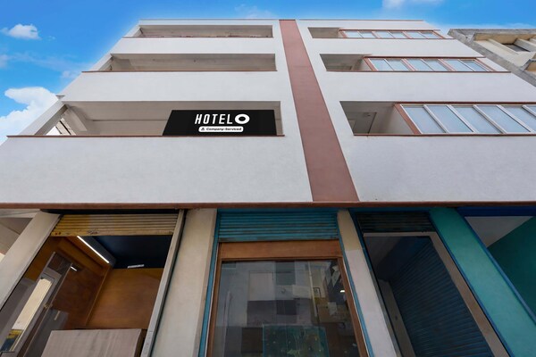 Hotel O Royapettah Clock Tower Formerly Rkh Residency - Chennai