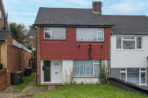 Hp13 Arnison 94 - High Wycombe