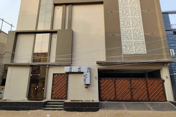 Collection O Aiims Bhubaneshwar - Bhubaneswar