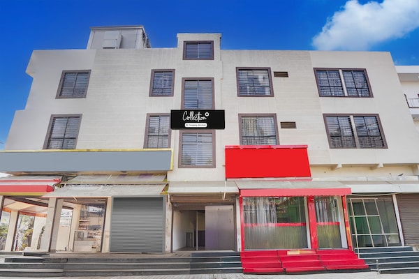 Collection O Prayag Railway Junction - Prayagraj