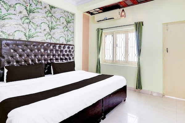 Collection O Irrum Manzil Metro Station Formerly Green Banjara Stay - Hyderabad