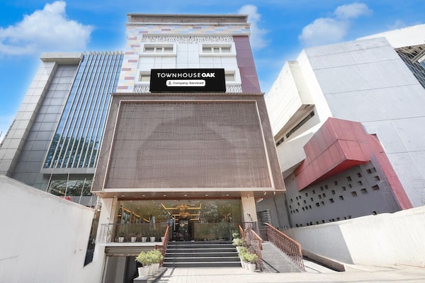 Townhouse Oak Mecon Stadium Ranchi Formerly Bodhraj Residency - Ranchi