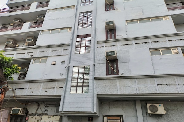 Townhouse Samaypur Badli Metro Station Formerly Hotel Bansal - Delhi