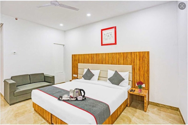 Townhouse Sarnath Temple Varanasi Formerly Hind Hotel - Varanasi