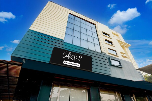 Super Collection O Kiit Square Bhubaneswar Formerly Nilay Classic - Bhubaneswar