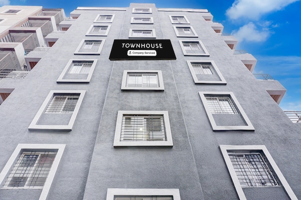 Super Townhouse Hinjewadi Corporate Stays - Pune