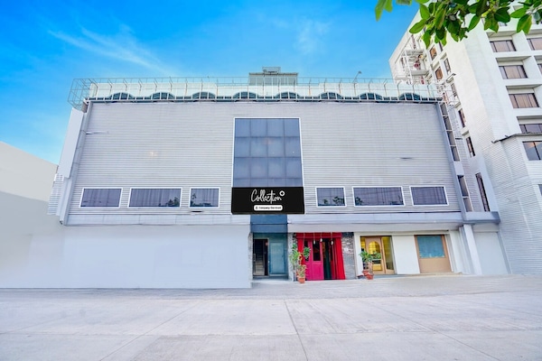 Super Collection O Nagpur Railway Station Formerly Jagannath Deluxe - Nagpur