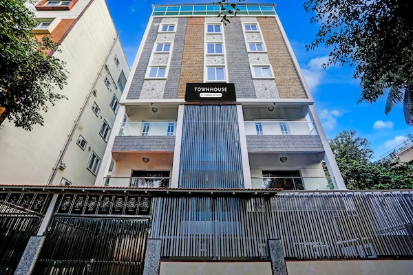 Townhouse Madiwala Lake Park - Bangalore