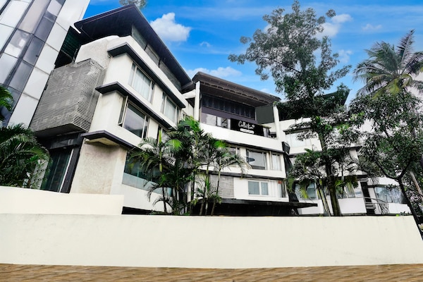 Collection O Lodha Experia Mall Dombiwali Formerly Rr Suites - Thane