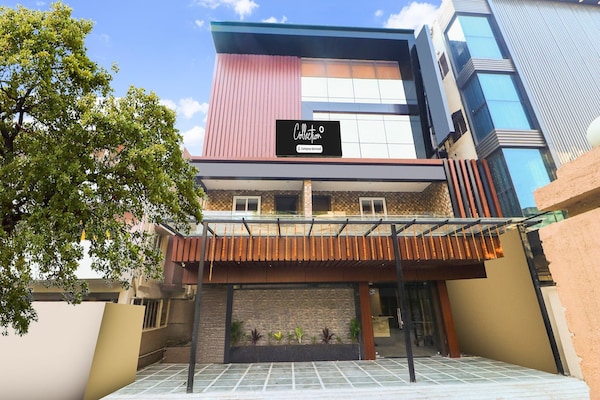 Super Collection O Ranchi Station Road Near Gurudwara Formerly Hotel Galaxy - Ranchi