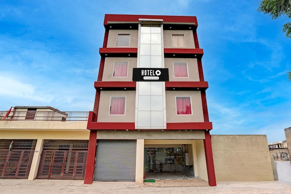 Super Hotel O Sector 52 Chandigarh Isbt Road Formerly Hari Residency - Sahibzada Ajit Singh Nagar