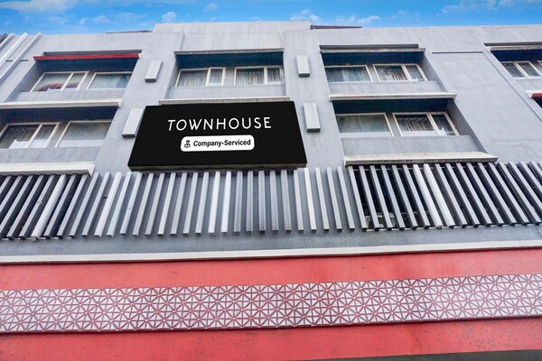 Super Townhouse Mg Road Pune - Pune (India)