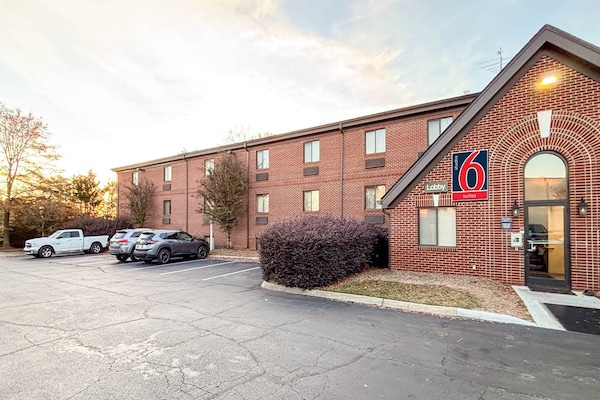 1 Queen Bed | Non-smoking, Micfridge - South Carolina