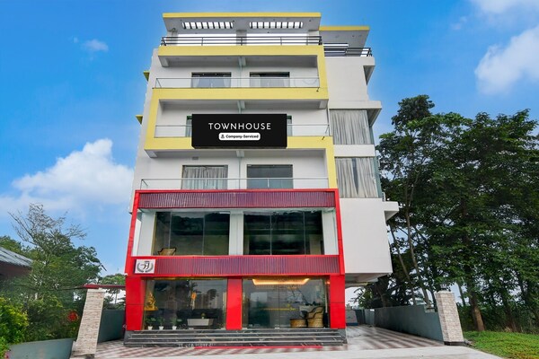 Super Townhouse Aiims Kolkata Formerly Tanish Inn - Kolkata (Calcutta)