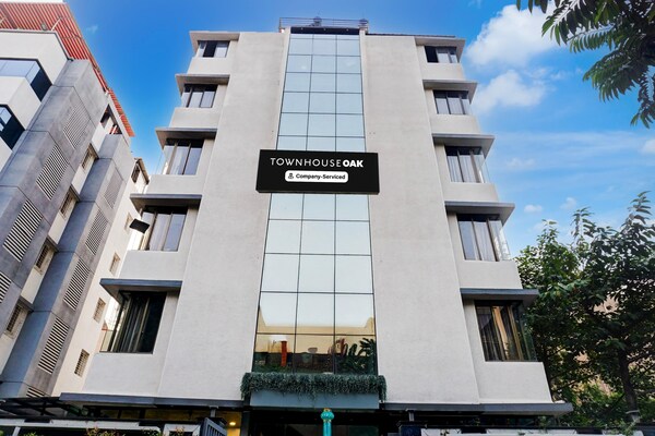 Super Townhouse Oak Viman Nagar Formerly Kuber Inn - Pune