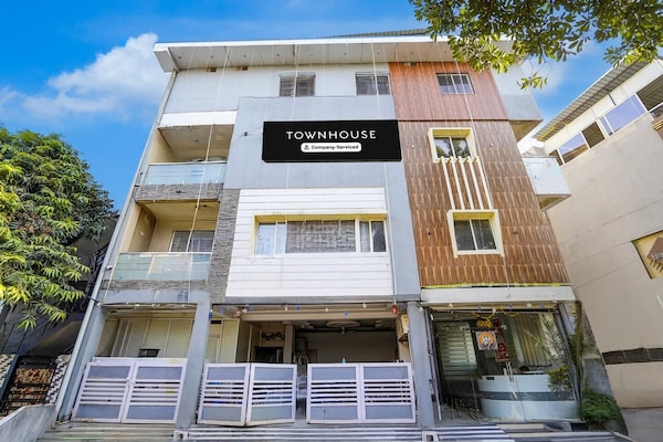 Townhouse Shri Mahakaleshwar Jyotirlinga Ujjain Formerly Hotel Shikhar Darshan - Ujjain