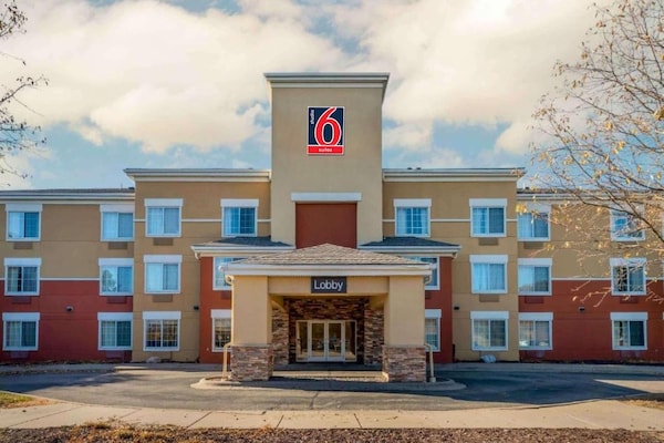 2 Full Beds | Non-smoking, Kitchen - Minnesota