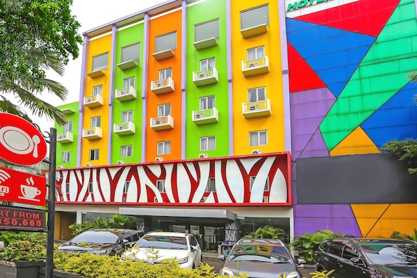 Stylish Dbl Suite Escape W/ Free Wifi And Parking - 雅加達