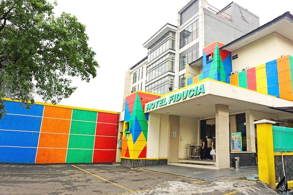 Luxury Twin Stay With Free Wifi And Parking - Jakarta