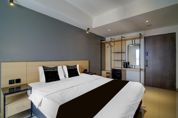 Cozy Deluxe Double Near Stadion Utama W/ Wifi - Jakarta