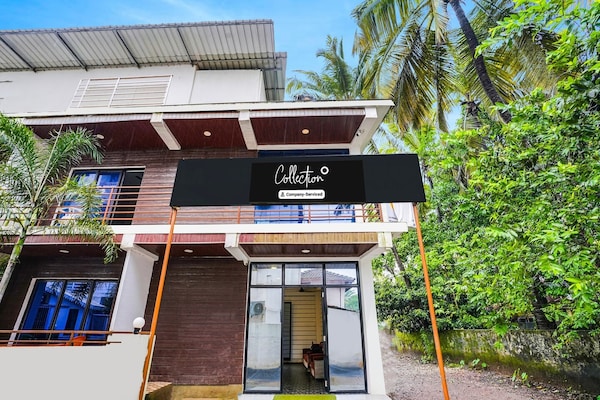 Collection O Morjim - Goa