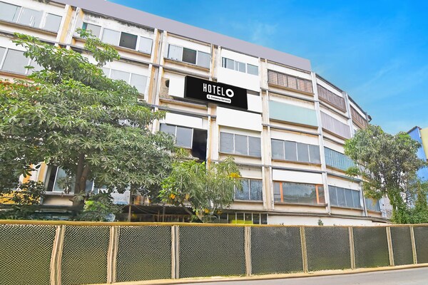 Super Hotel O Kabardanga More Kolkata Formerly Royal Crown Banquet - Howrah