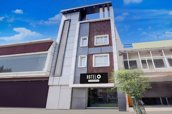 Hotel O Krishna Janam Bhoomi Formerly Ashirwad Palace - Mathura