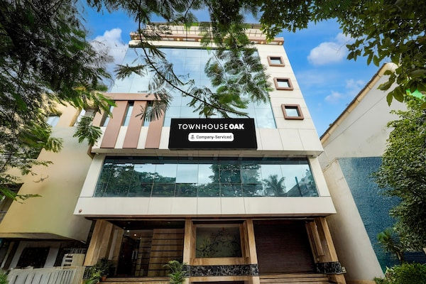 Townhouse Oak Science Gallery Bengaluru Formerly Blue Ocean Residency - Bengaluru