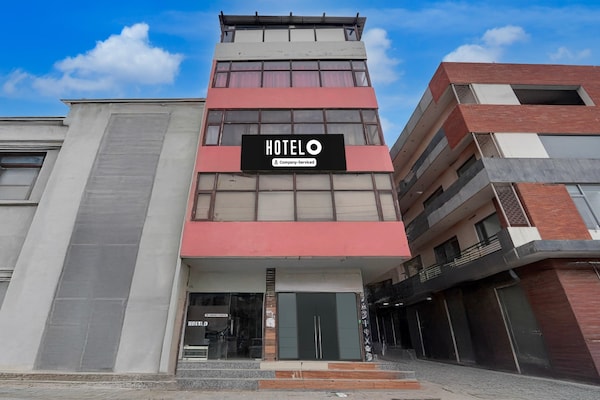 Hotel O By Oyo Sector 58 Mohali Formerly Hotel Alpha - Mohali
