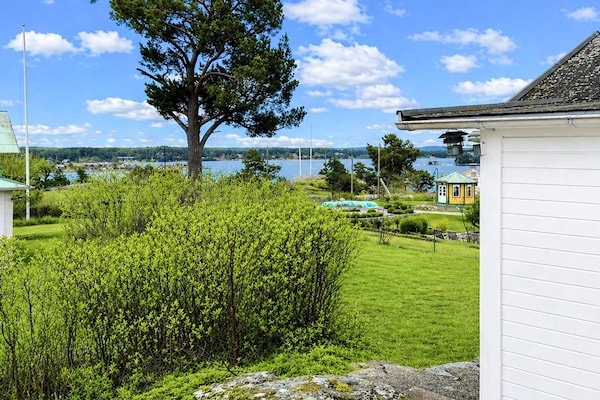 3 Personer Fritidhus I Dalarö - Dalarö