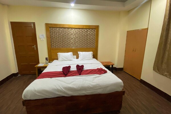 Collection O Lapalang Taxi Stand Formerly Hill Breeze Stay Inn - Shillong